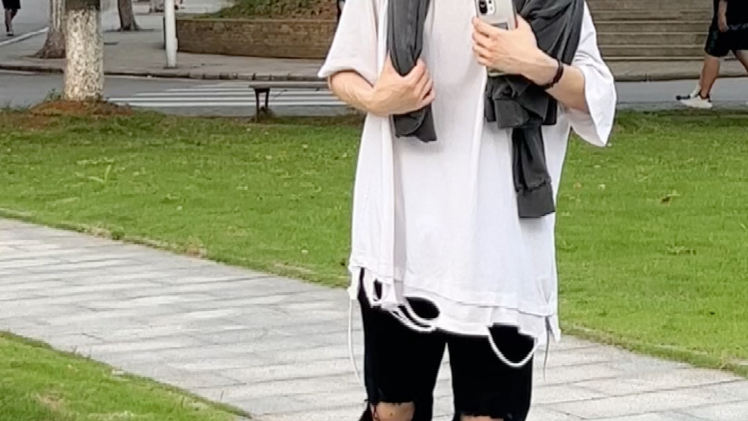 会撒娇的男孩子也太可爱了吧