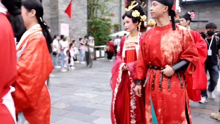 五千多年文化发展中孕育的中华优秀的传统文化,民族服饰,汉婚服,展示...