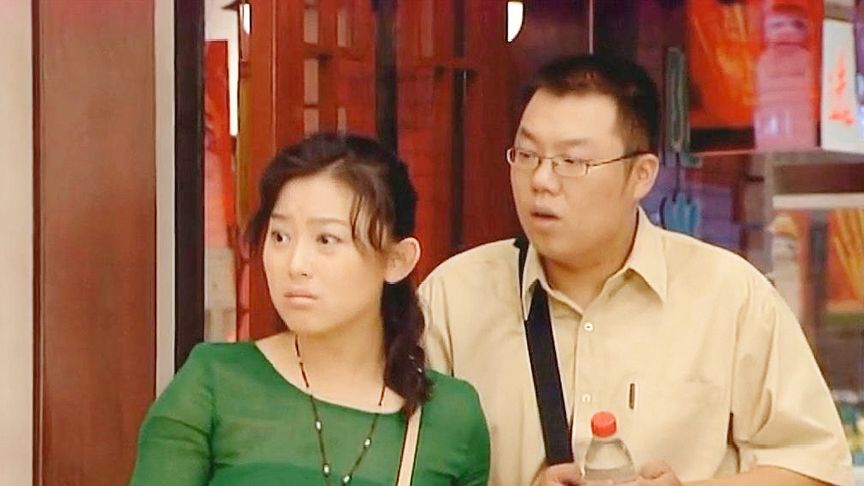 茶楼新增加一个服务项目,可以寄存老公,老婆可以去安心听戏