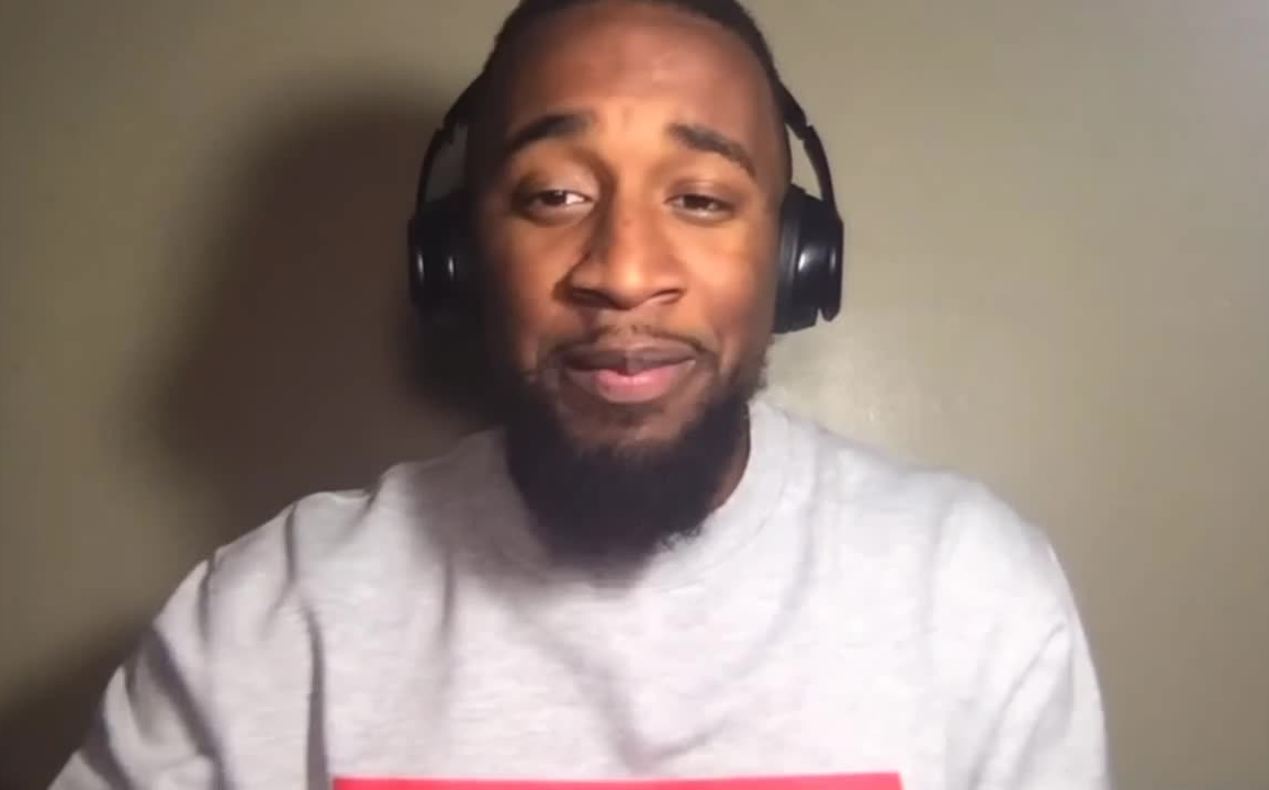 黑人小哥听华晨宇《天堂》【油管评论】