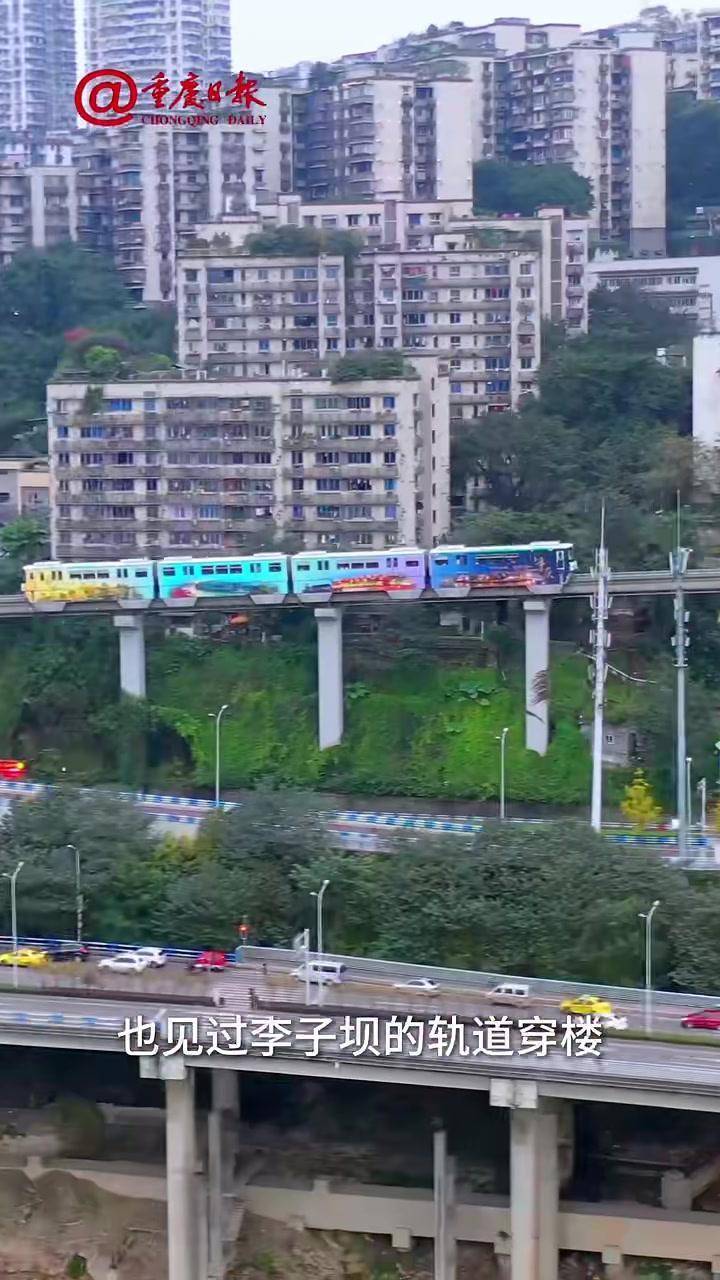 这里最city|未来出行,在此加速!探秘赛力斯超级工厂上百台自动导航运输...