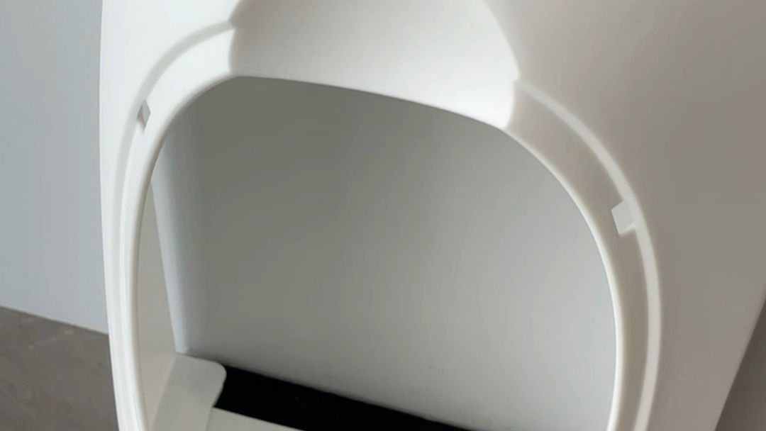 宝宝要上幼儿园了,刚好买了一个男童小便器,锻炼他自己如厕,培养他的...