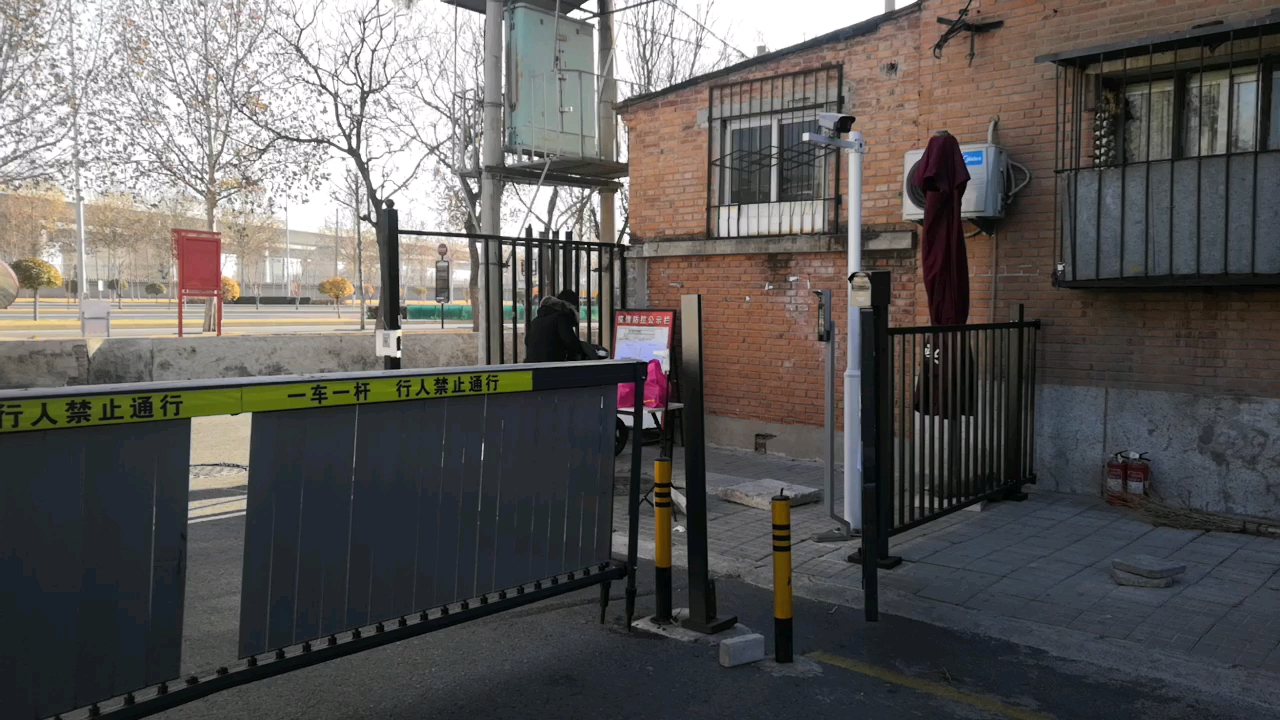 这就是老旧小区所谓的物业管理