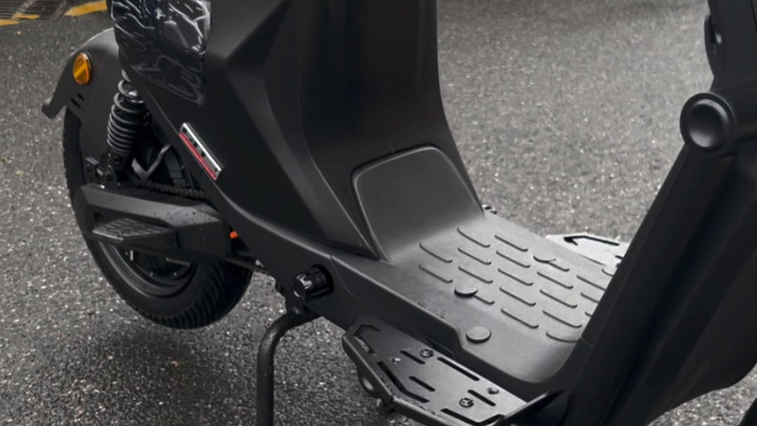 新推出一款套餐,深远GT1运动版本,加电池,加宽加长脚踏,短尾后扶手,...