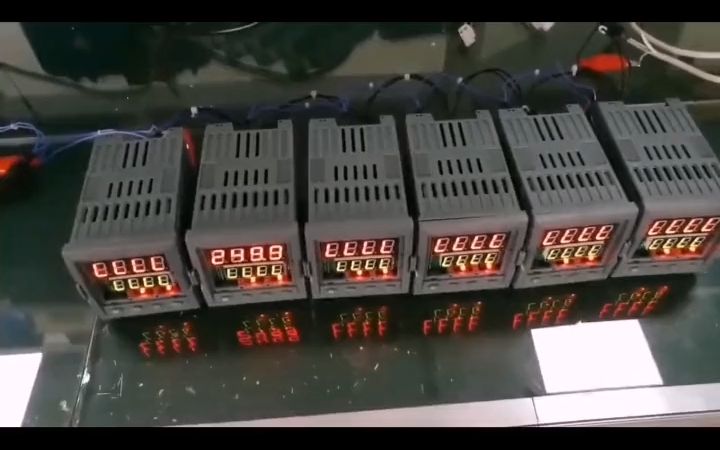 12路4-20mA信号 → 信号采集器(主机),输出RS485信号(两条线)→ 六台...