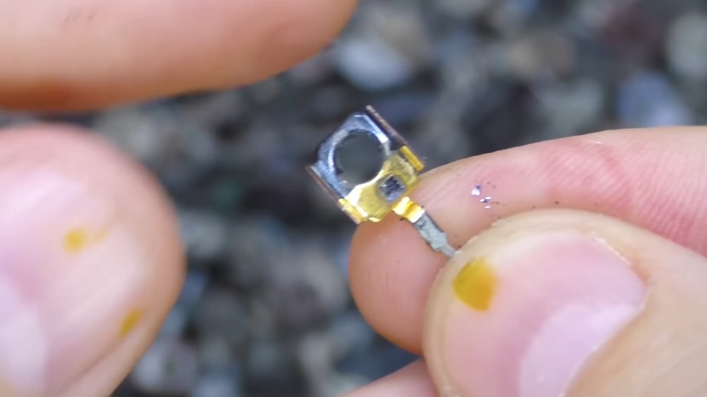 从镀金三极管中提炼出黄金!