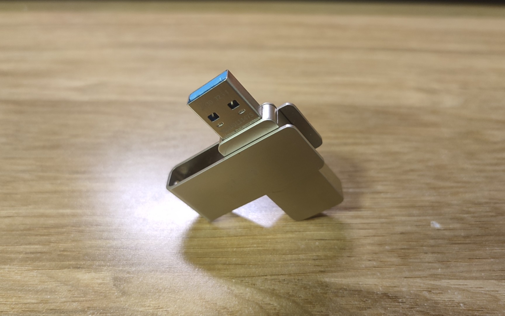 【测评】aigo爱国者USB3.2经典U盘U330 32GB