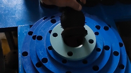 ...引起的热胀冷缩起补偿作用,PN40橡胶接头广泛应用于各种管道系统。