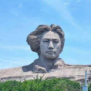 試看天下谁能敌 