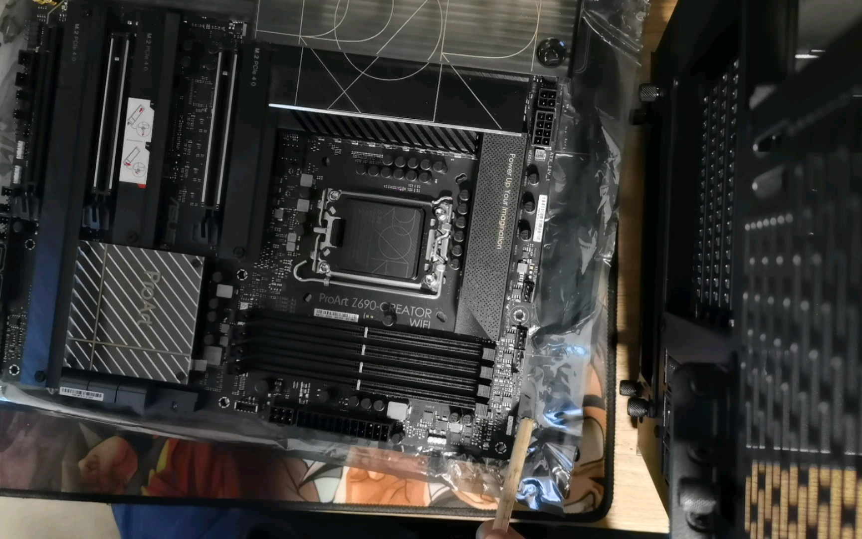 华硕Proart Z690主板开箱介绍