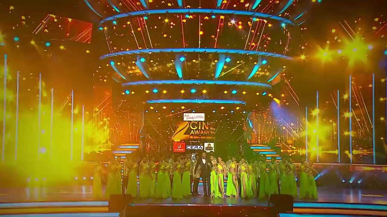 【印度电影/颁奖典礼】2017印度Zee电影奖《Zee Cine Awards 2017...