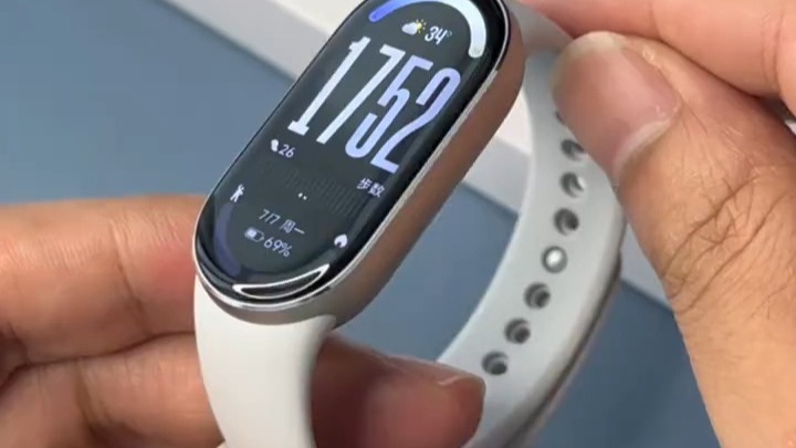 小米手环10:NFC微信回复,智能穿戴新高度!