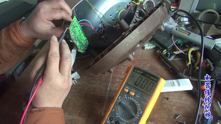 电饭锅不通电,按照这种方法检测很容易找到问题