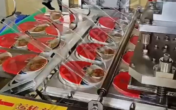 耐高温碗装梅菜扣肉包装机 梅菜扣肉全自动封碗机 扣肉包装线