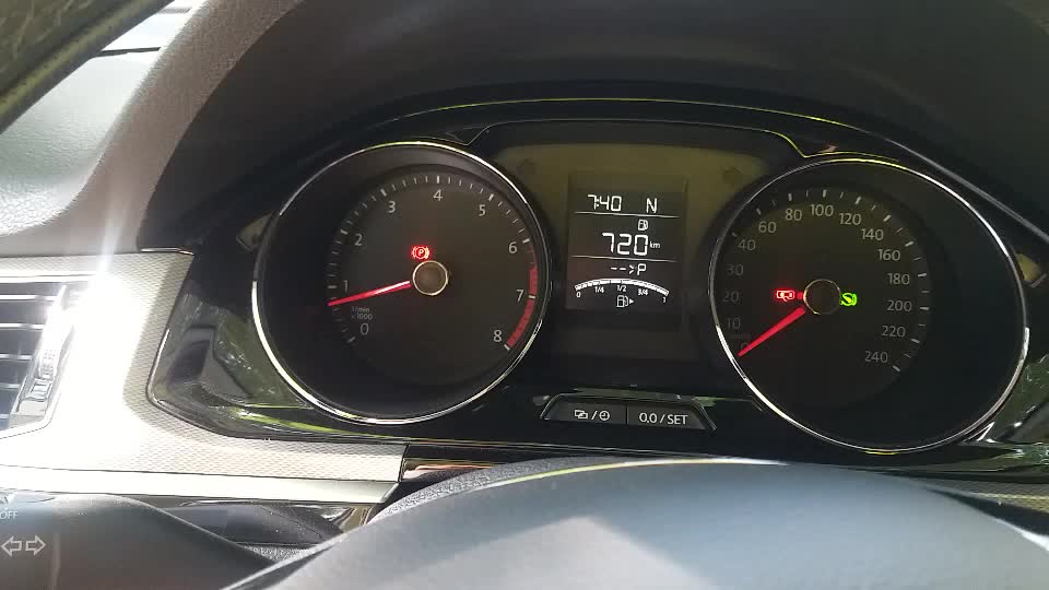 宝来仪表盘出现红色小标识,发出滴滴声音,…「来自懂车帝车友圈」