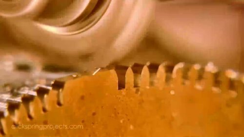 牛人自制了精密钟表里的齿轮全过程