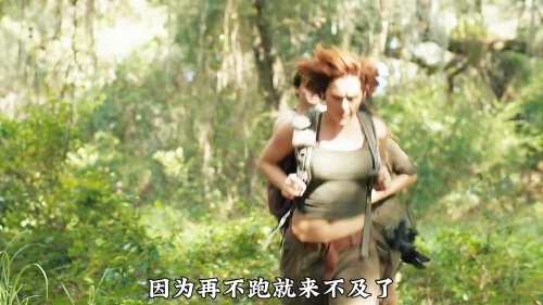 突然出现的巨蟒,可把几人吓坏了《巨蟒》