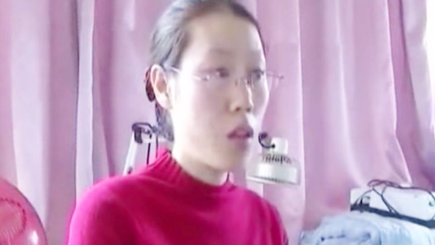 男子推销办理信用卡,听说送行李箱,女子办完后竟被莫名其妙盗刷