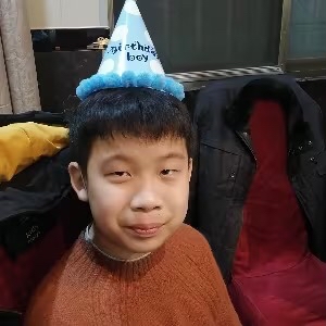 师翼鑫 