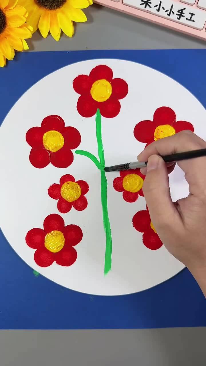 和孩子一起画好看的花朵创意画,简单又好看