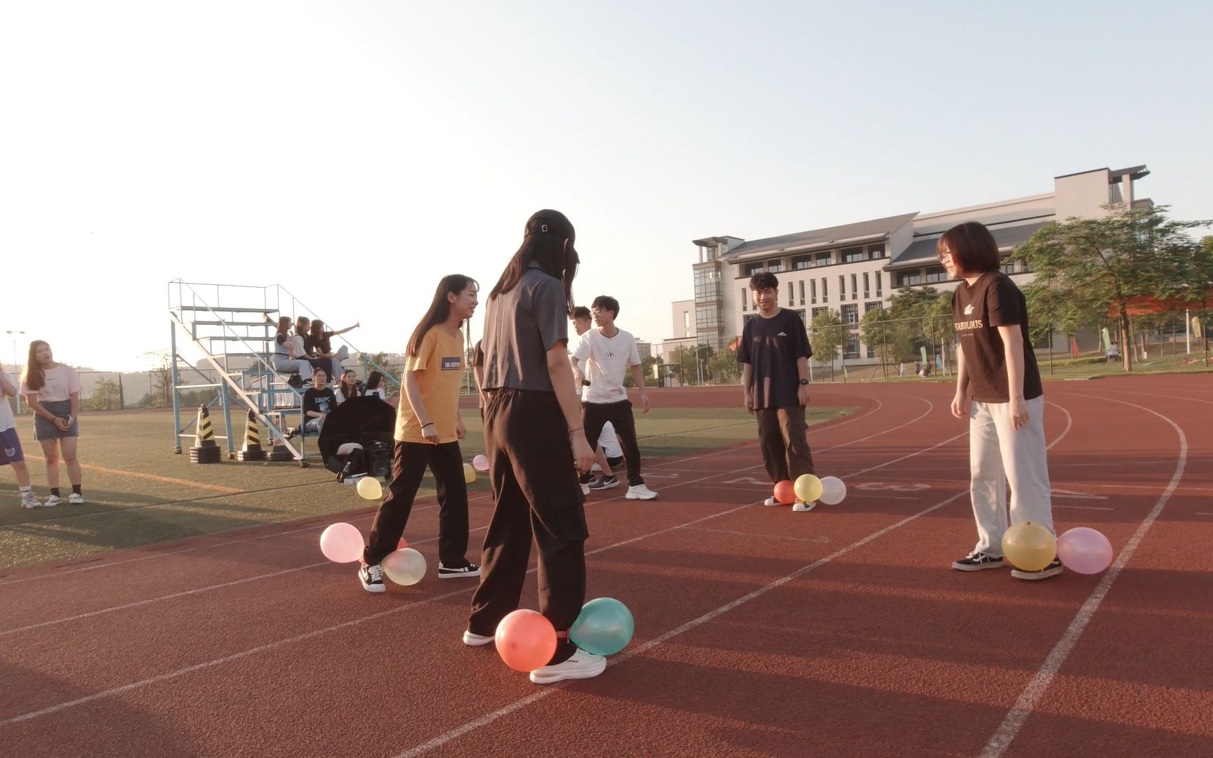 让青春为祖国绽放-19民航运输4班团支部团建活动