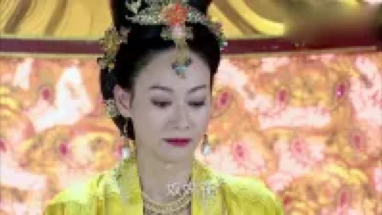 娘娘在冷宫生孩子:全身只裹一条被子!皇后不准任何人入内!