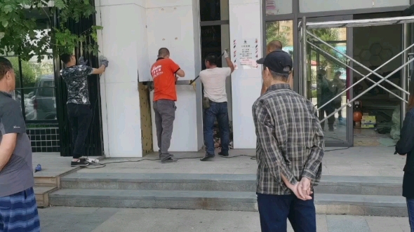 沈阳换窗户换门封阳台沈阳上门维修沈阳修门修窗户各种问题换纱窗换...