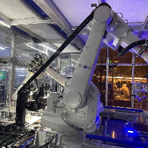 嘉玮爱吃糖葫芦 