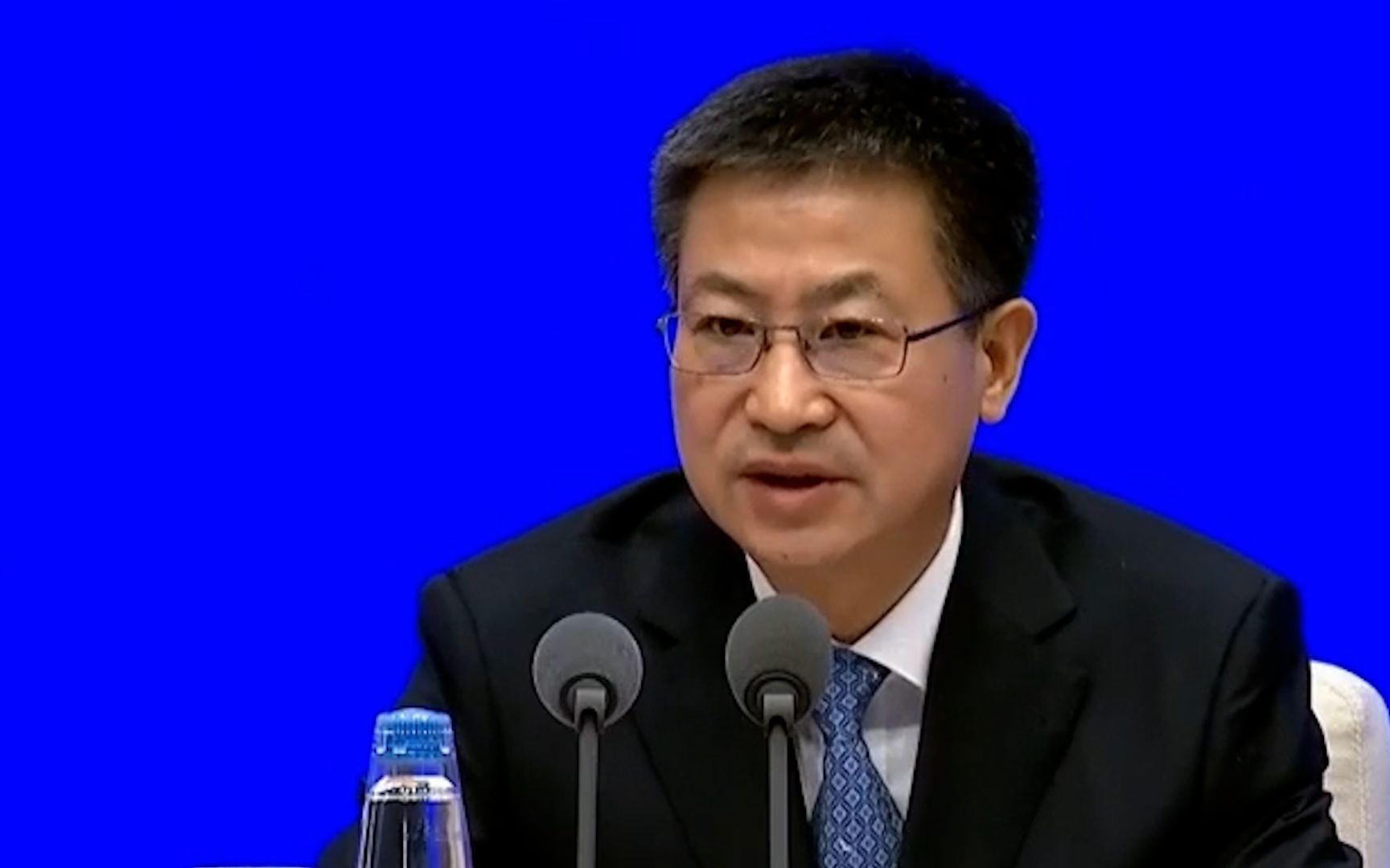 国家统计局:2024年我国人口总量有所减少,城镇化率继续提高