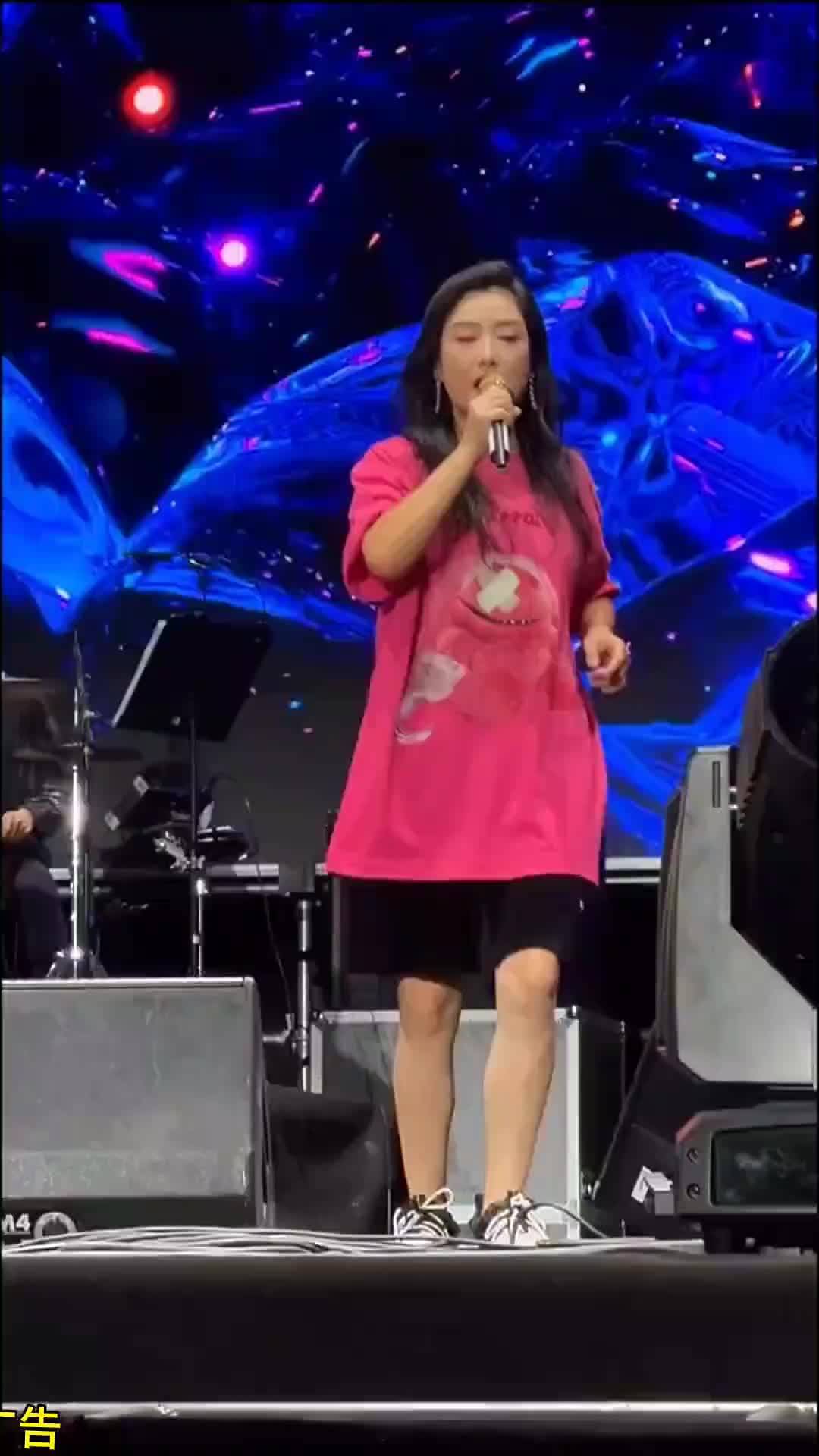凤凰传奇要来太原了,半糖音乐节的门票你买了吗?