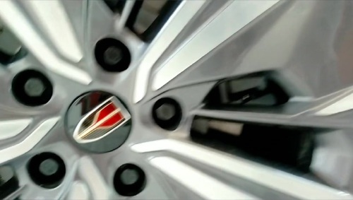 红旗ehs9红旗ehs9领秀时代当外国人都在用我们国产车!这是怎样的...