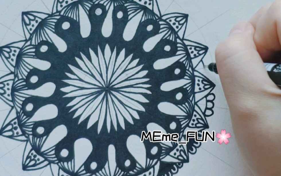 【禅绕画】手绘一幅还蛮好看的非常时候消磨时间的黑白线描