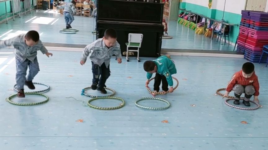 幼儿园小班室内小游戏