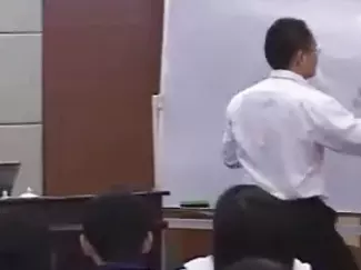 广东省初中语文教学公开课一等奖《丑小鸭》视频课堂教学实录