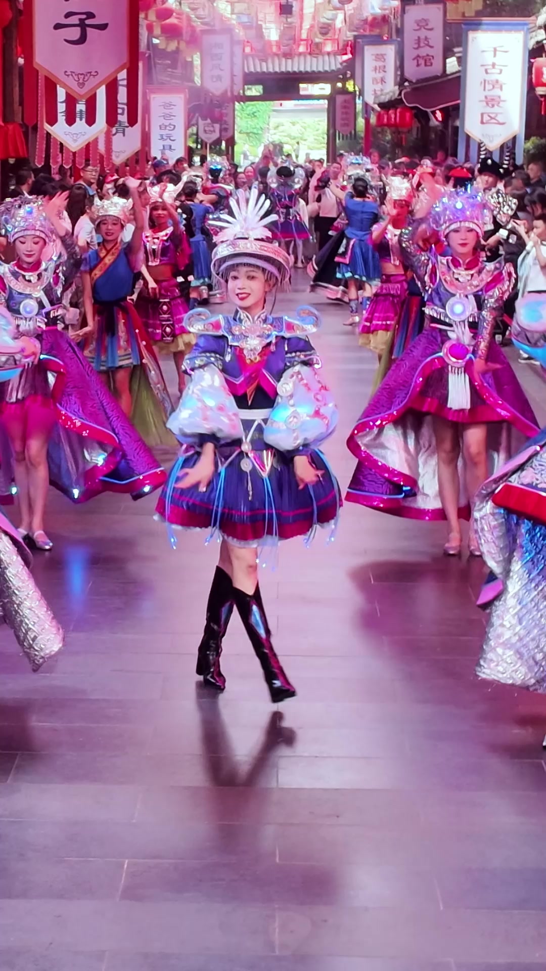 #张家界千古情 #张家界千古情景区 #火人狂欢节#张家界被千古情具象...