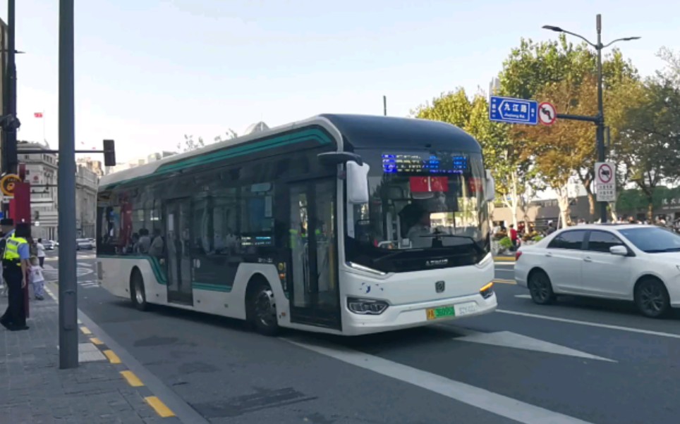 【上海公交】国庆期间55路外滩串车出站