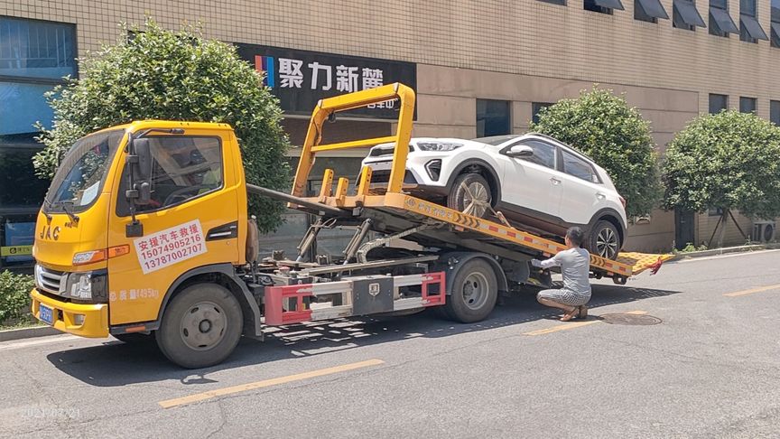 汽车人的生活 新车交付客户前的准备