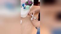 3D滚轮瘦脸仪,激活肌肤弹性,紧致嫩肤,消除肥胖纹,抹上面霜效果会...