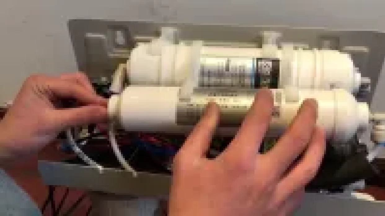 美的净水器10寸滤芯安装MRO101A-5 MRO102-5等一体膜滤芯更换教程