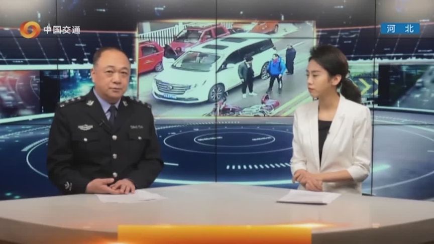 路口没有信号灯,驾驶人应该遵循什么样的通行规则?