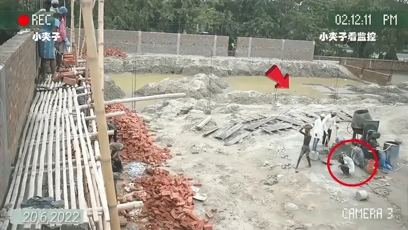 安全警示:夏季要做好防暑措施,尤其是在施工现场工作的