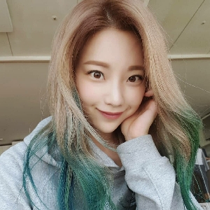 akbmayuyui 