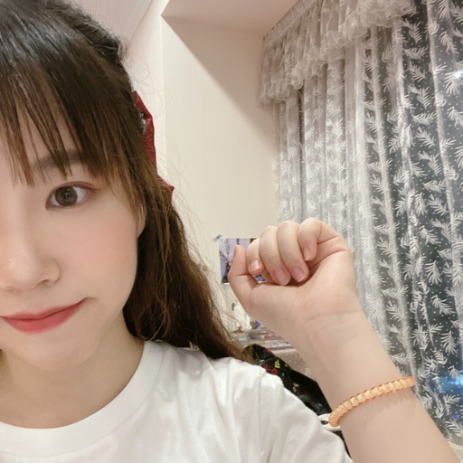 猫抖潘潘 