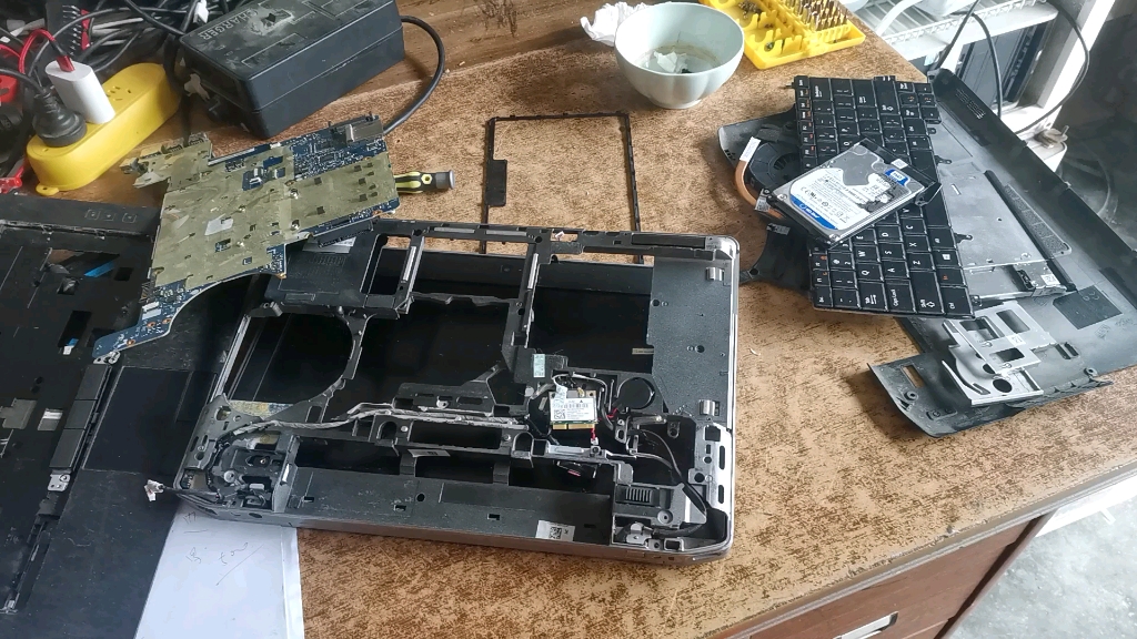 笔记本拆装全过程教程