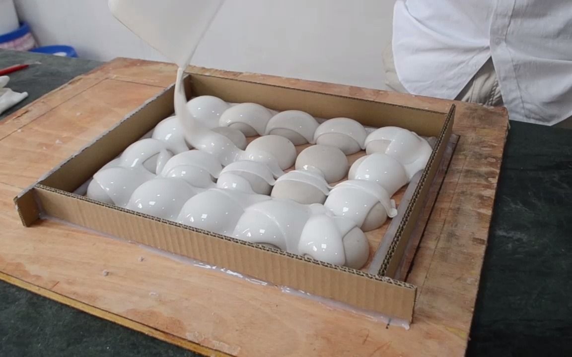 硅胶模具制作方法