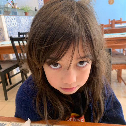 和Chloe一起长大 