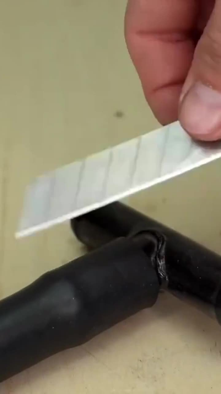 如何用绳子,将不好用的刀片,变成一把实用小刀