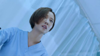 晓琪抢救了三十分钟,最终还是无力回天,男医生宣布死亡时间