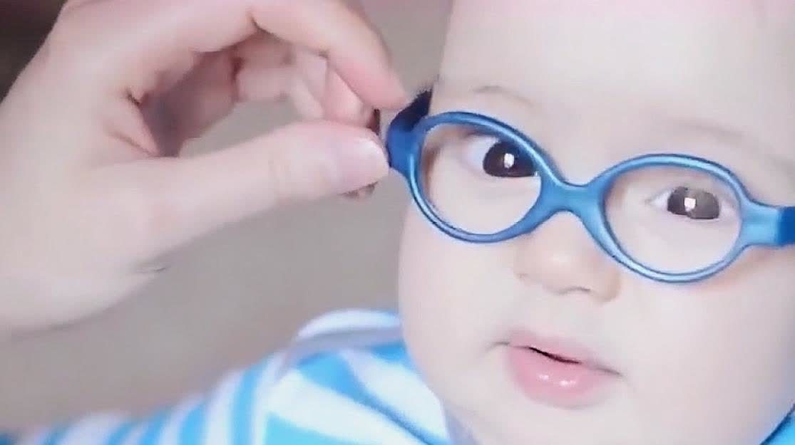 近视的人一段时间里不戴眼镜,会有怎样的影响?看完震惊了!