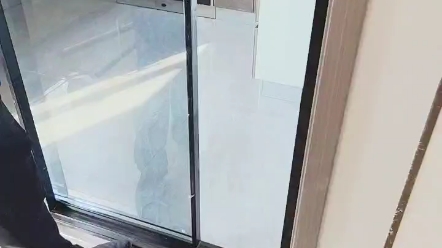 移门吊轨好还是上下轨道好